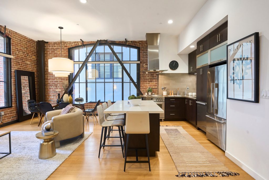 16 Jessie St #205 | Yerba Buena | SOLD $1,300,000